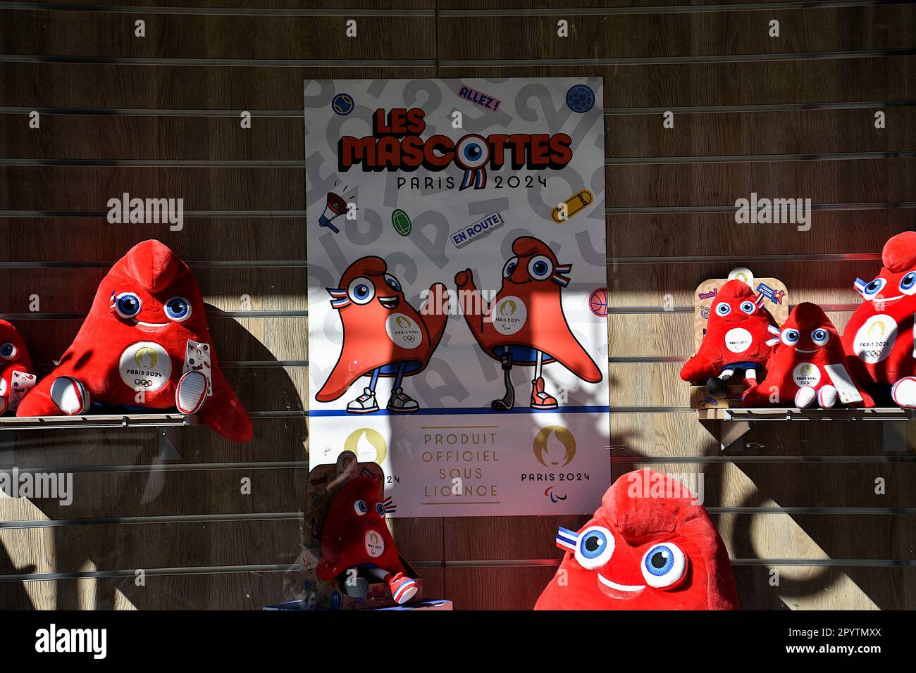 Phryges olympic hi-res stock photography and images - Alamy