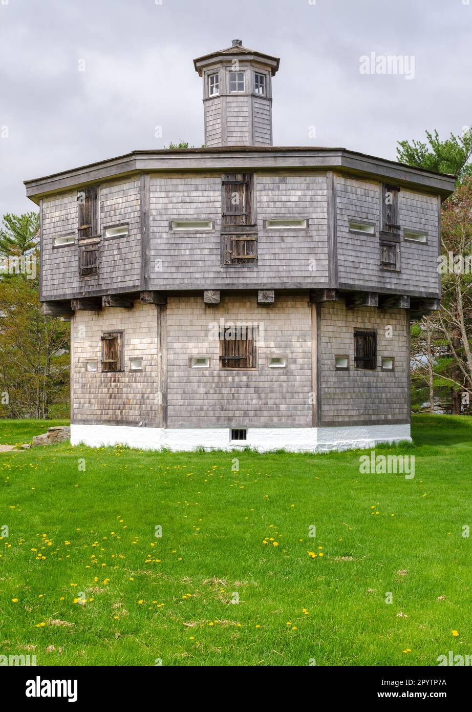 Fort Edgecomb, Fortress in Edgecomb, Maine Stock Photo - Alamy