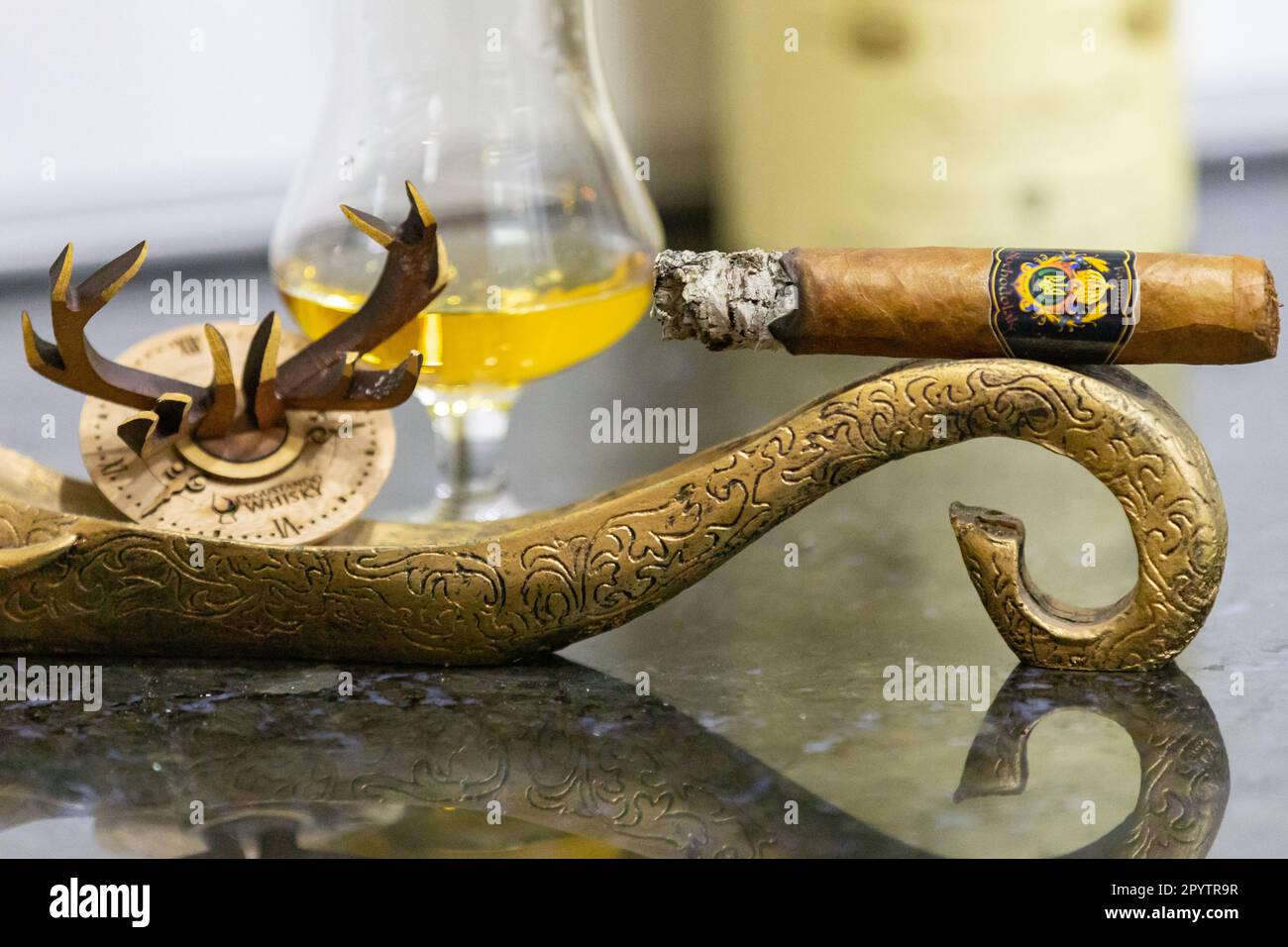 Traditional cigar blend with single malt scotch whiskey in selective ...