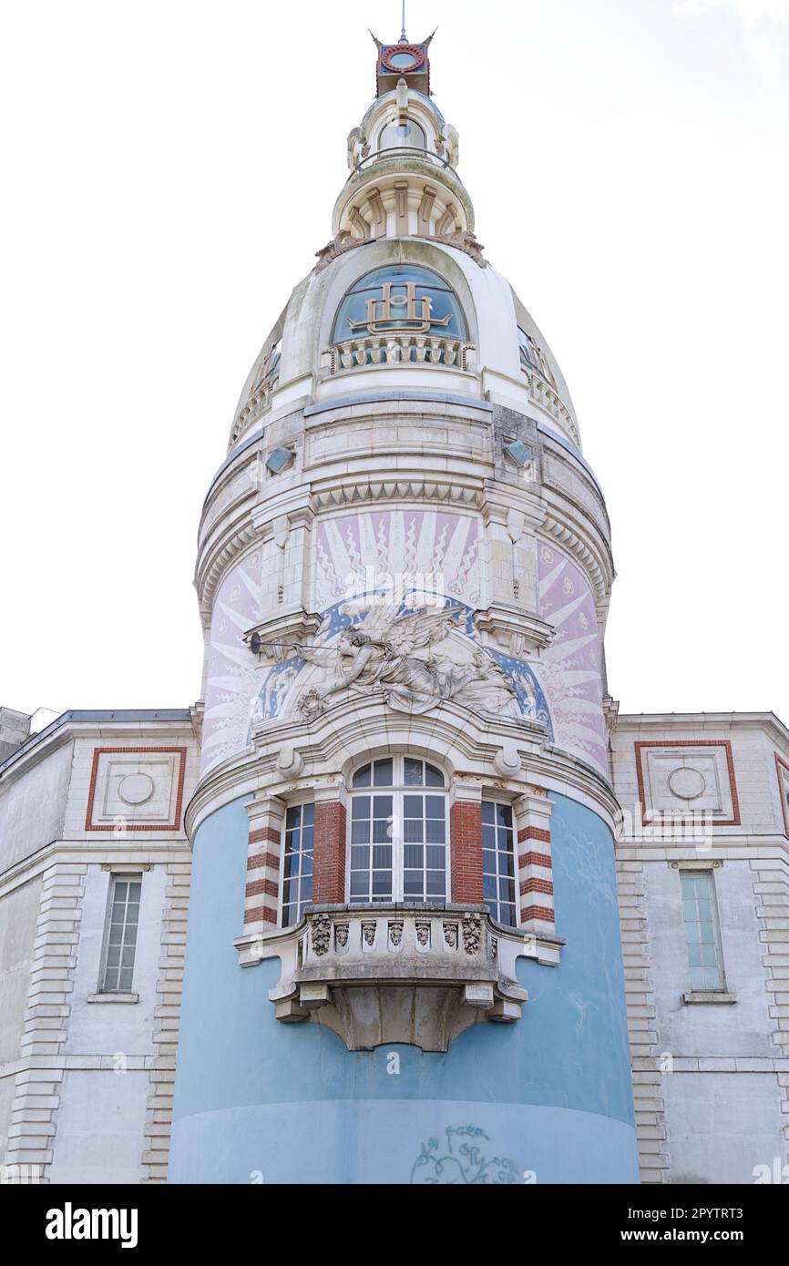 The LU tower in Nantes, France Stock Photo - Alamy