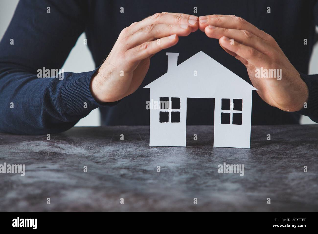 Insurance house hi-res stock photography and images - Alamy