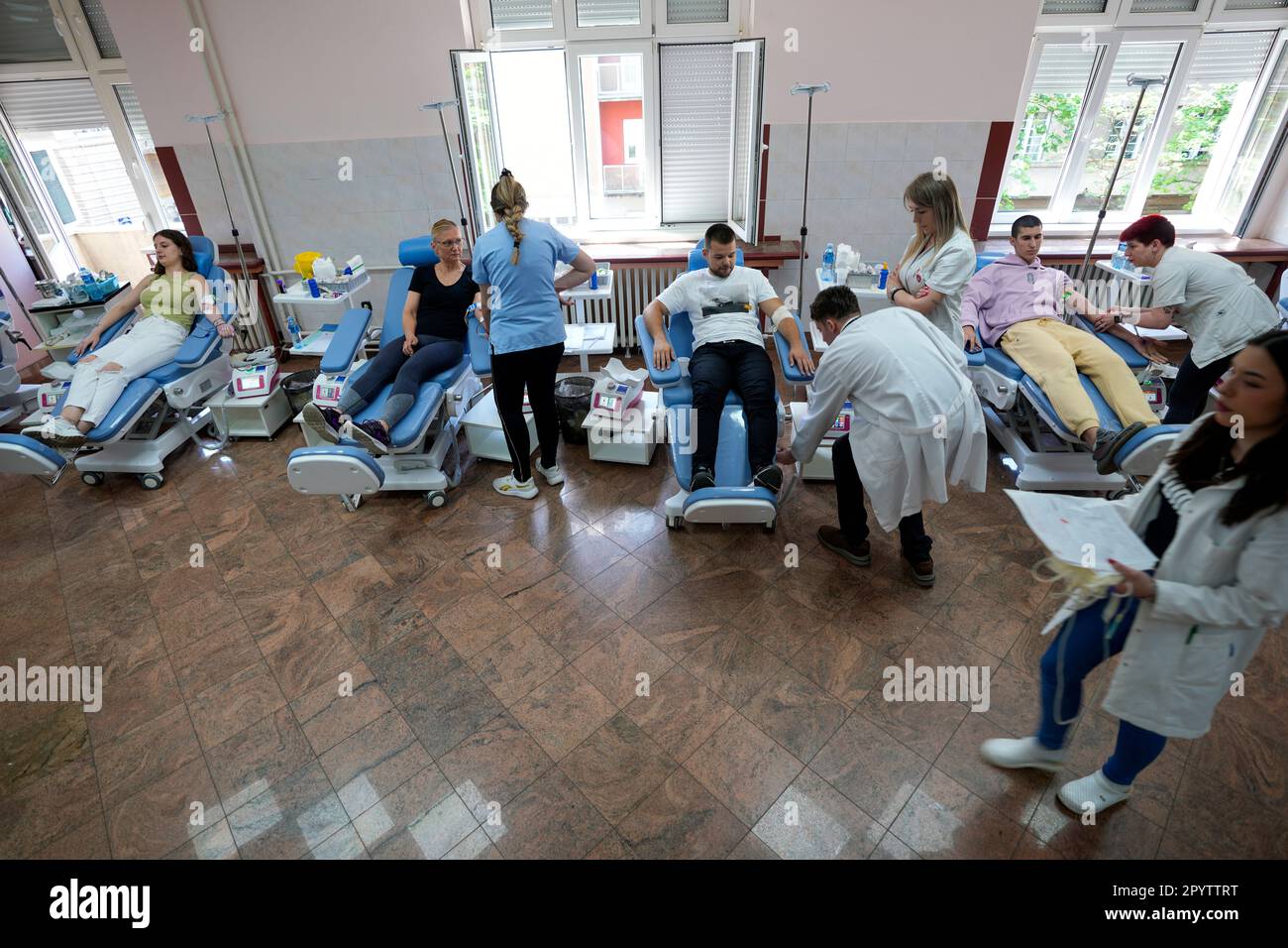 People donate blood for mass shooting victims in Belgrade, Serbia ...