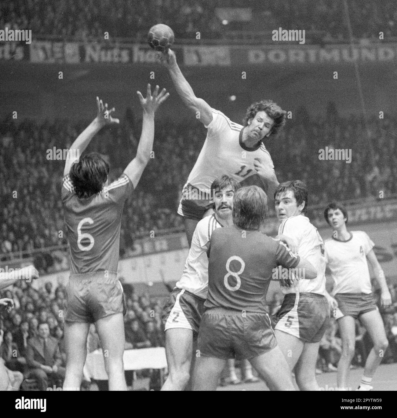 Indoor handball European Cup VFL Gummersbach - Wroclaw Wroclaw 24.01. ...