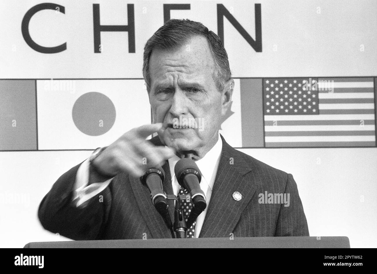 World politics archive hi-res stock photography and images - Alamy