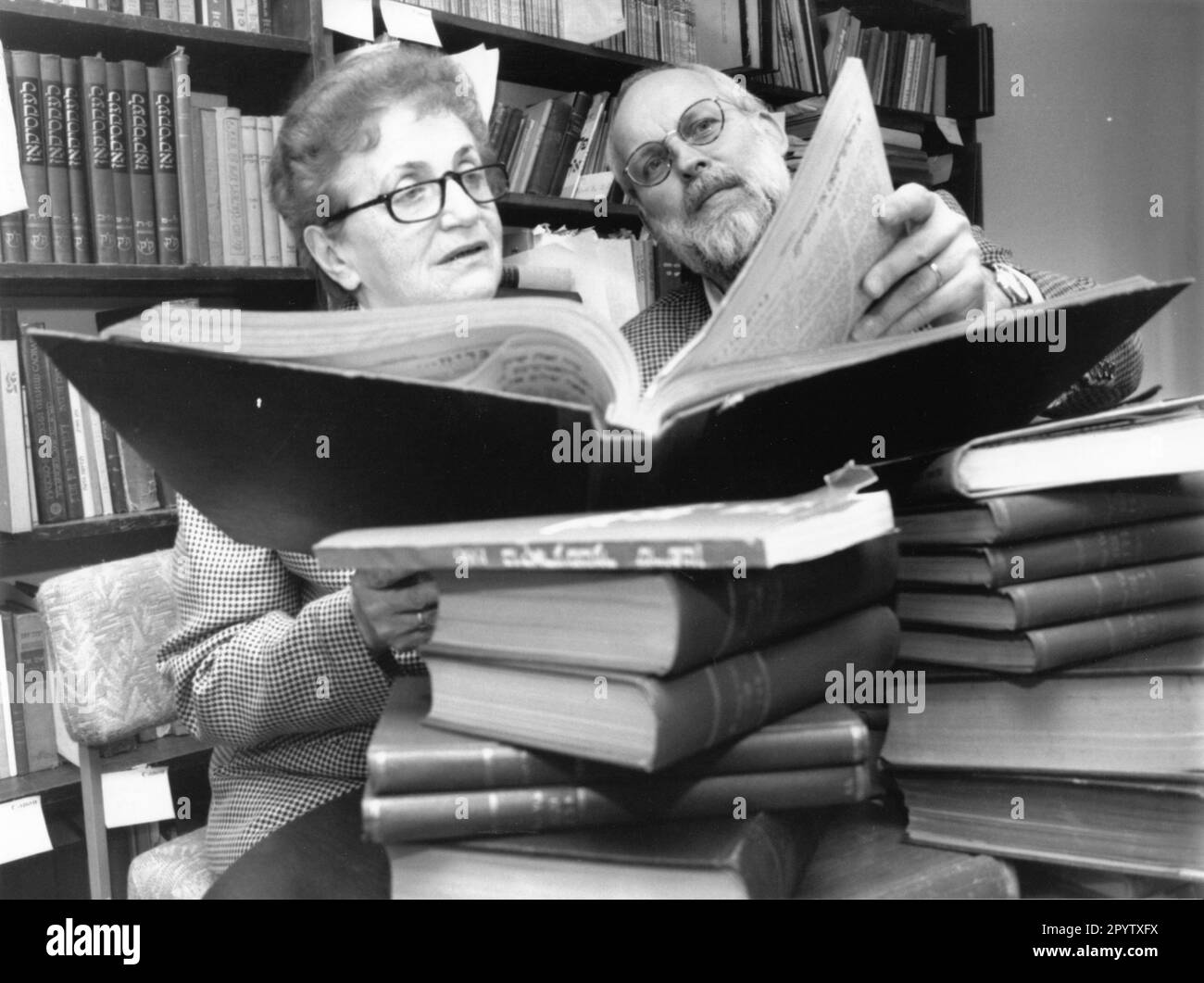 10 05 1997 Black and White Stock Photos & Images - Alamy