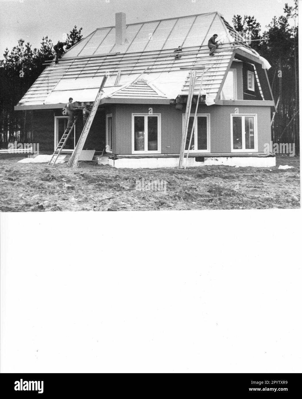 Prefabricated house/model house from Kampa at the Brück/Treuenbrietzen ...