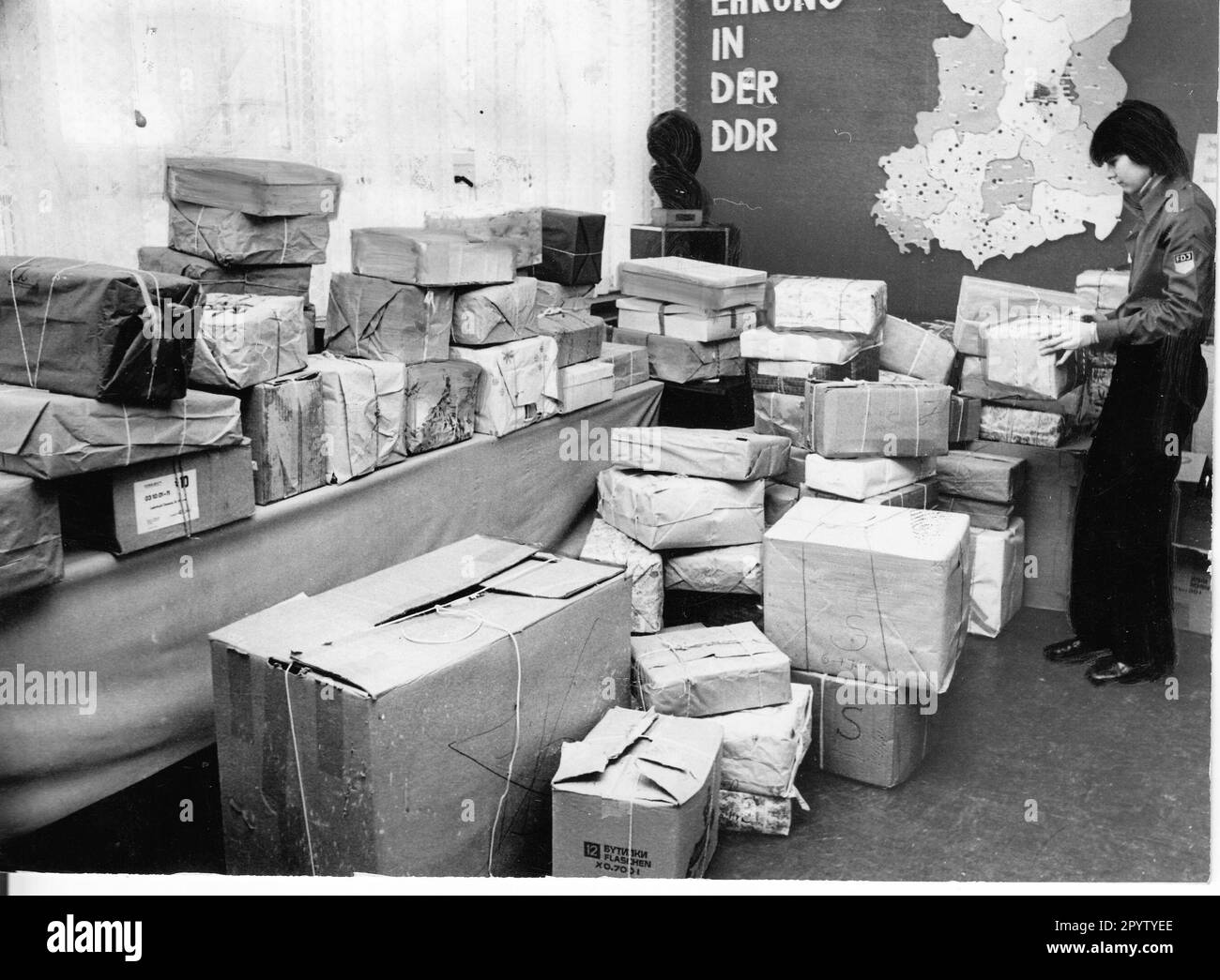 Parcel counter Black and White Stock Photos & Images - Alamy