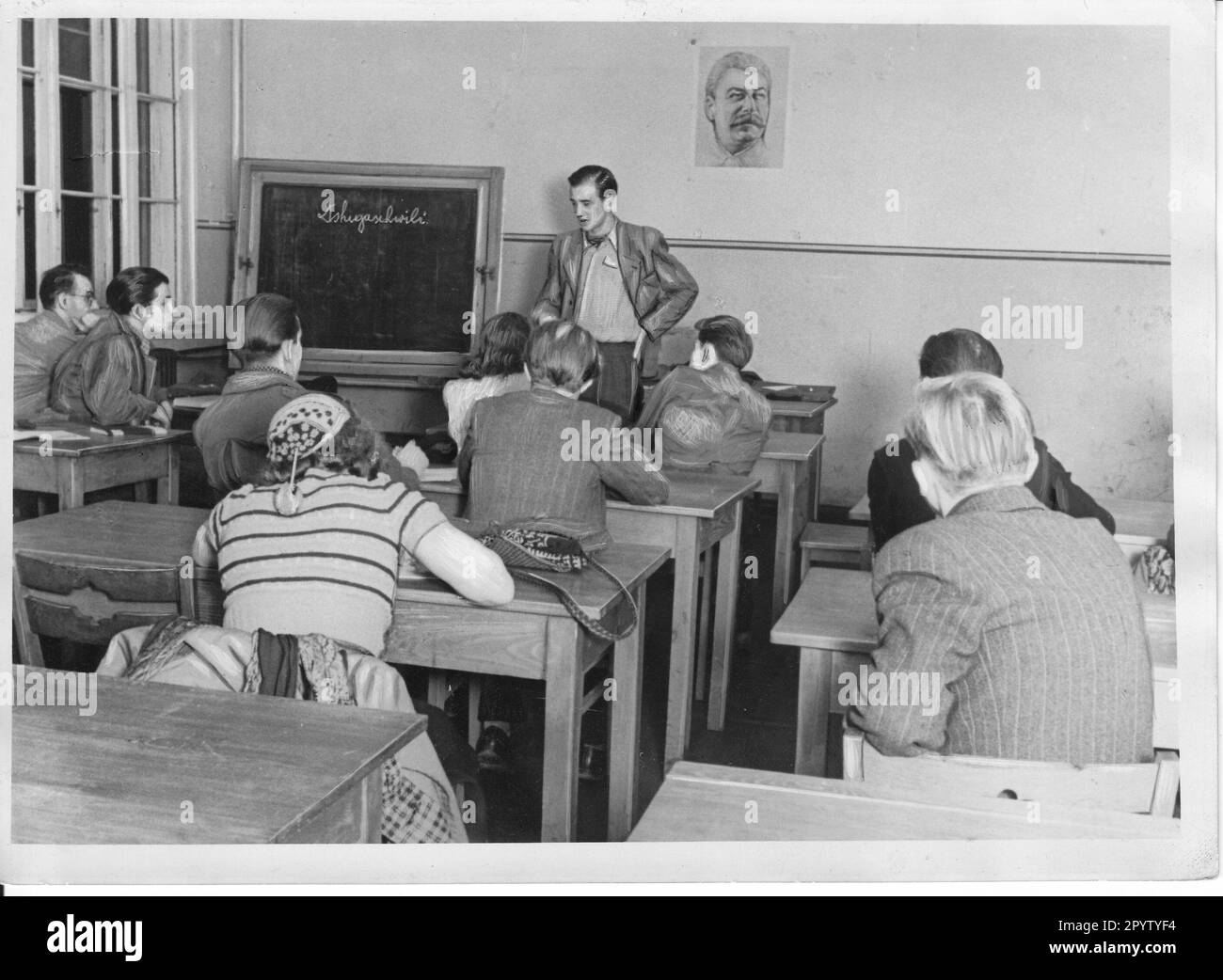 1950 school hi-res stock photography and images - Alamy