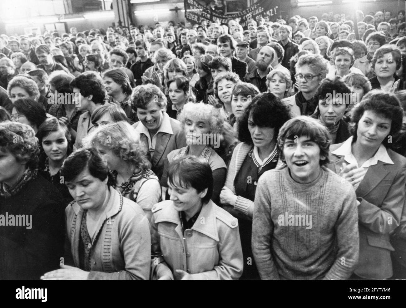 28 09 1984 hi-res stock photography and images - Alamy