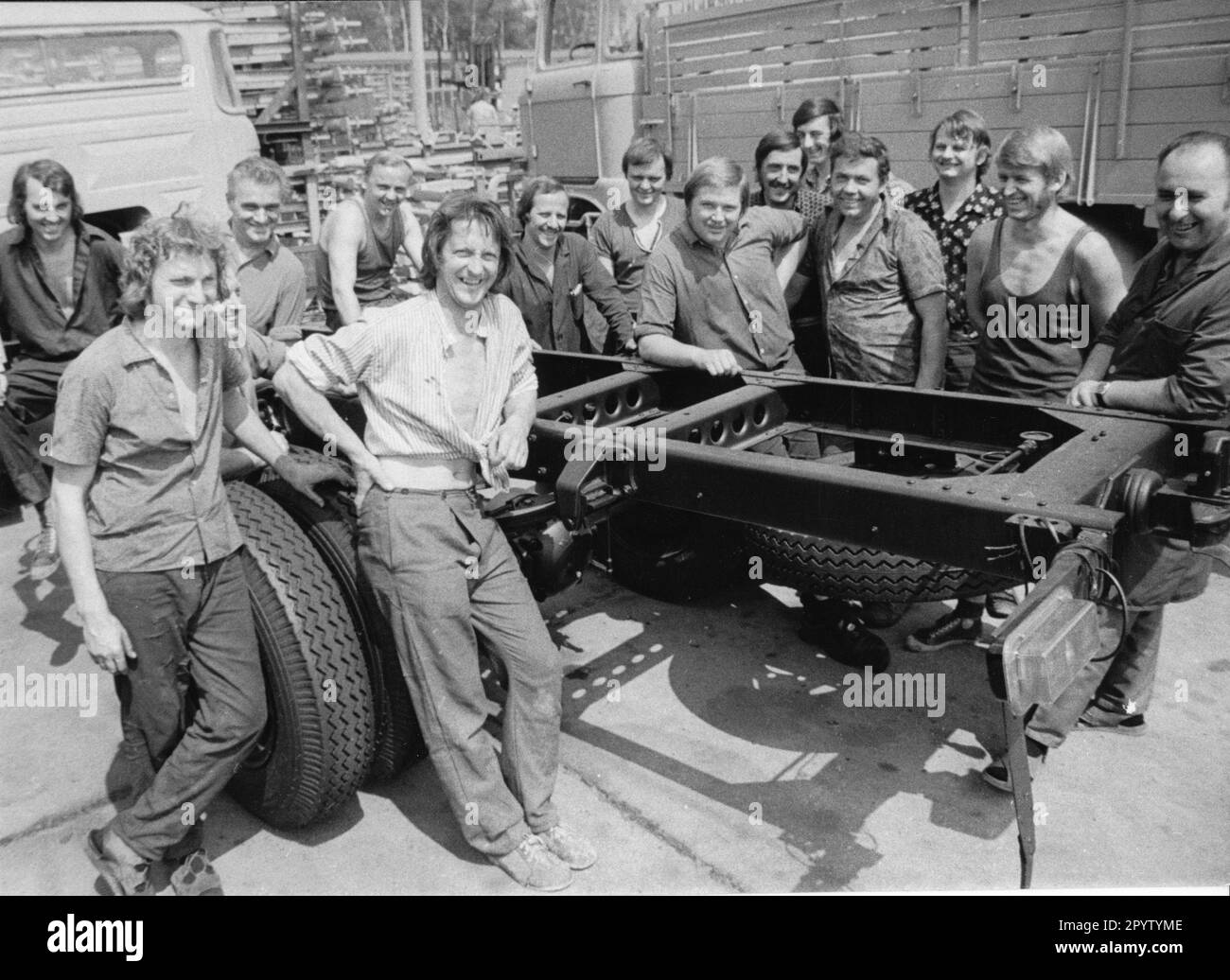 "Brigade ""Max Reichpietsch"" from IFA Autowerk Ludwigsfelde. Truck W ...