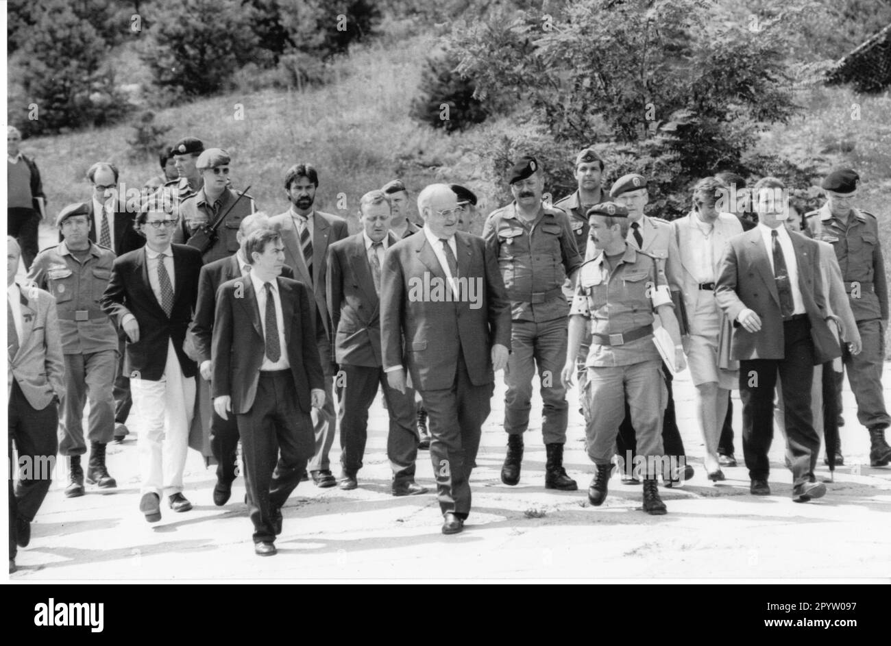 Chancellor Helmut Kohl visits the water training area of the German ...