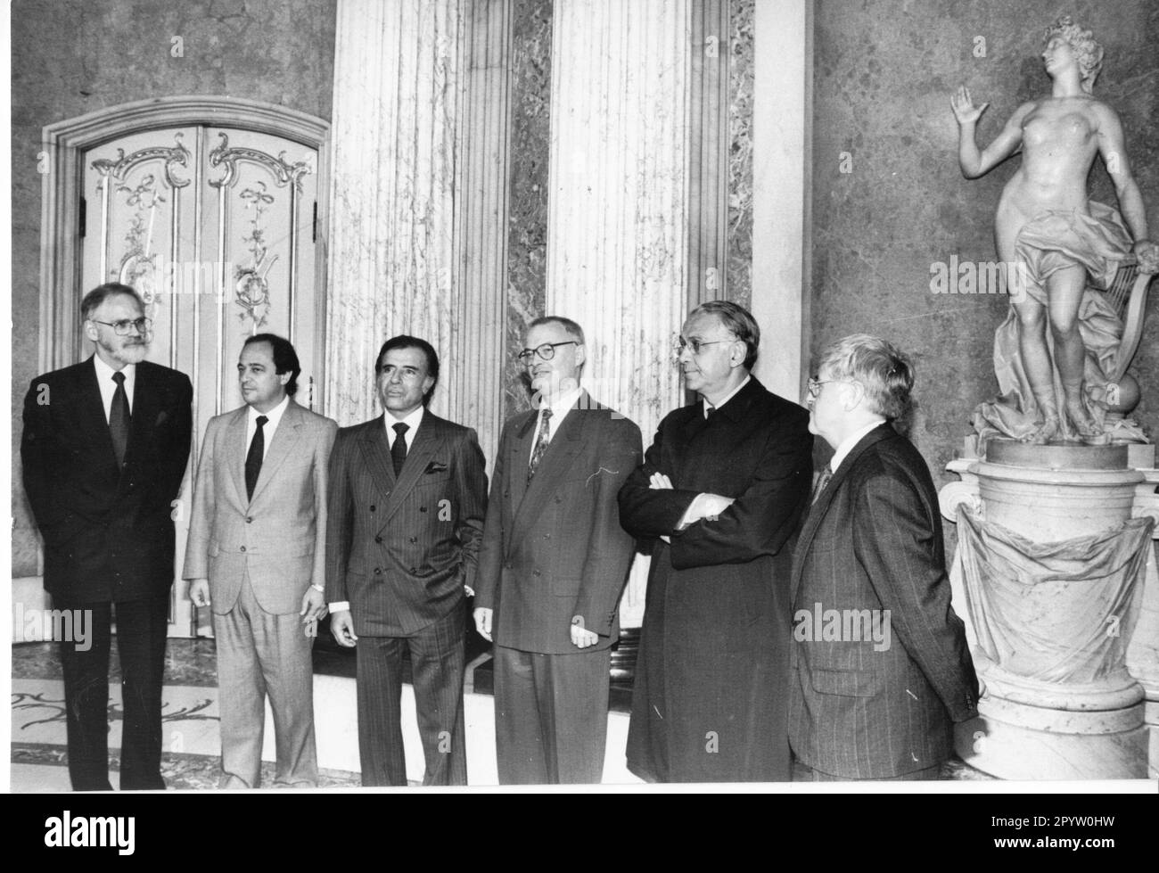 Argentine president carlos saul menem hi-res stock photography and ...