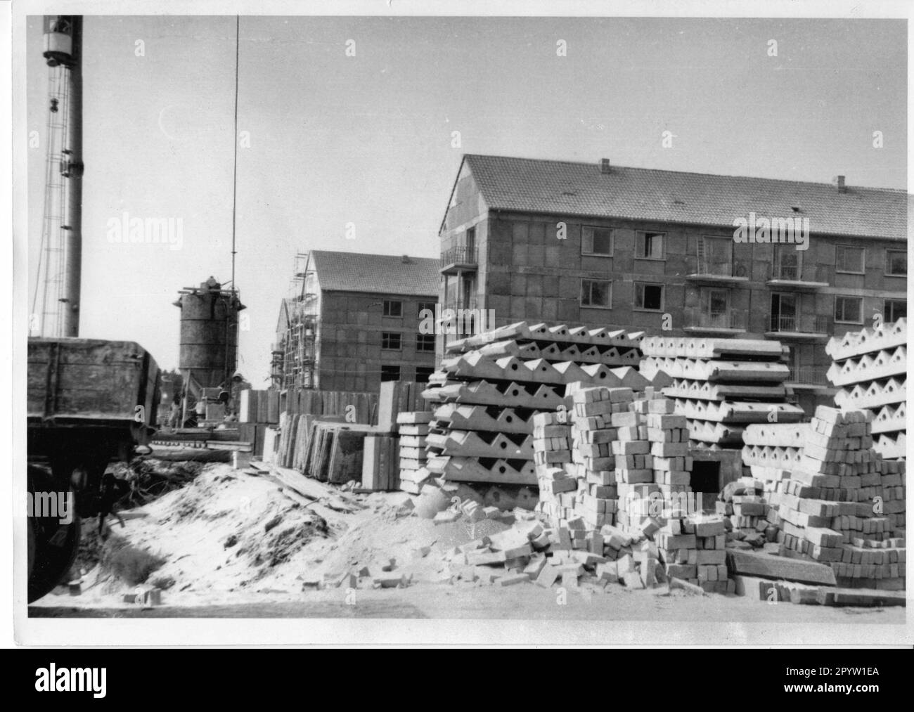 Construction site/construction work. Housing construction in the ...