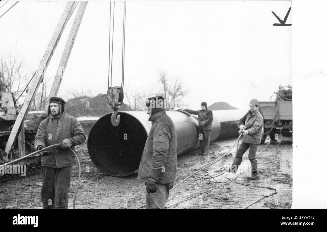 Druzhba Black and White Stock Photos & Images - Alamy