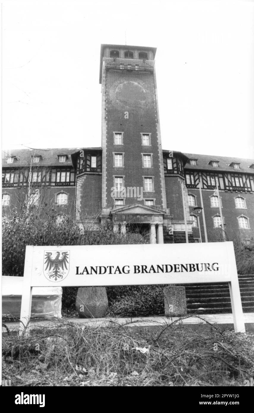 State parliament in former Black and White Stock Photos & Images - Alamy