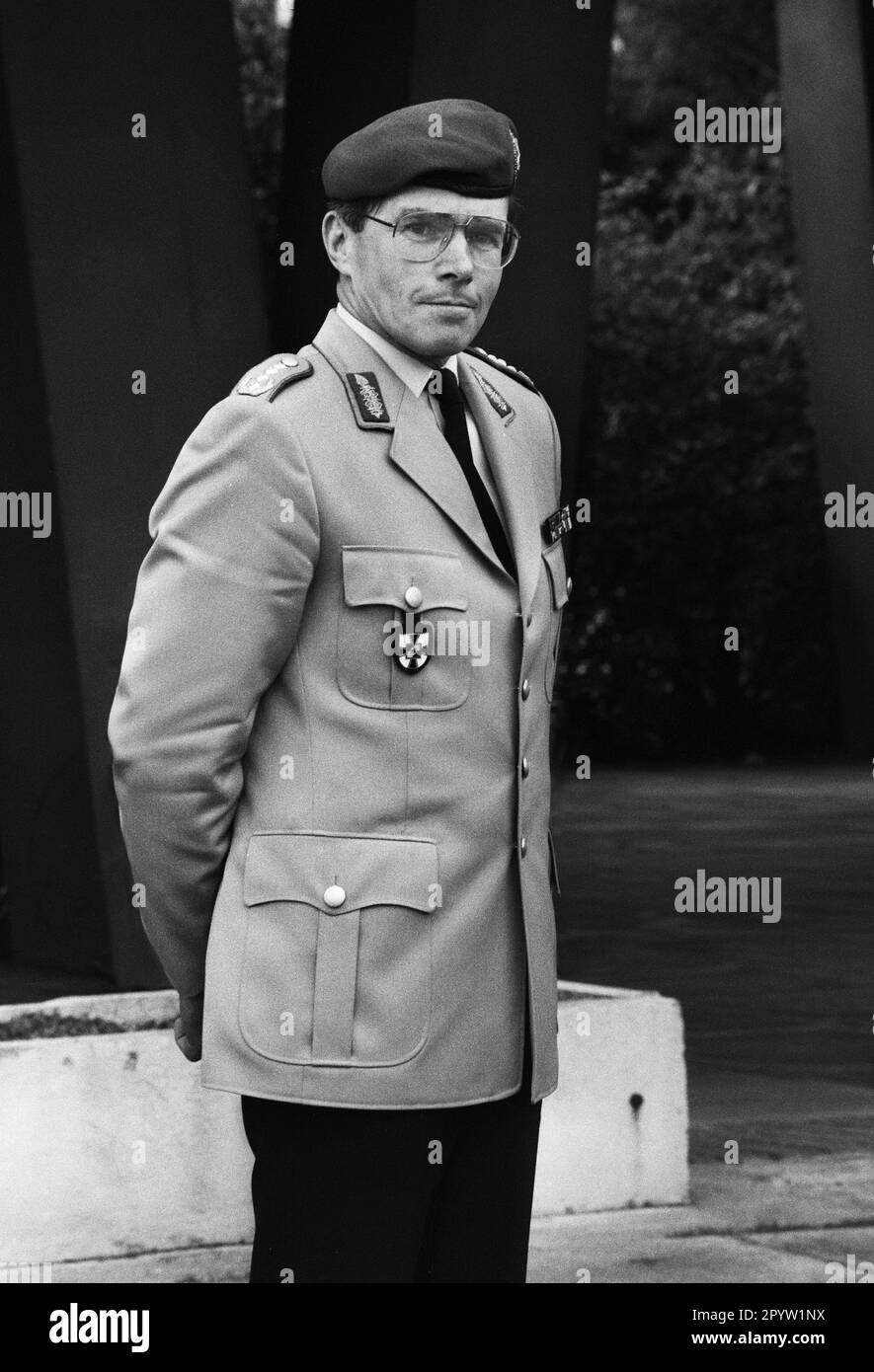 General klaus naumann hi-res stock photography and images - Alamy