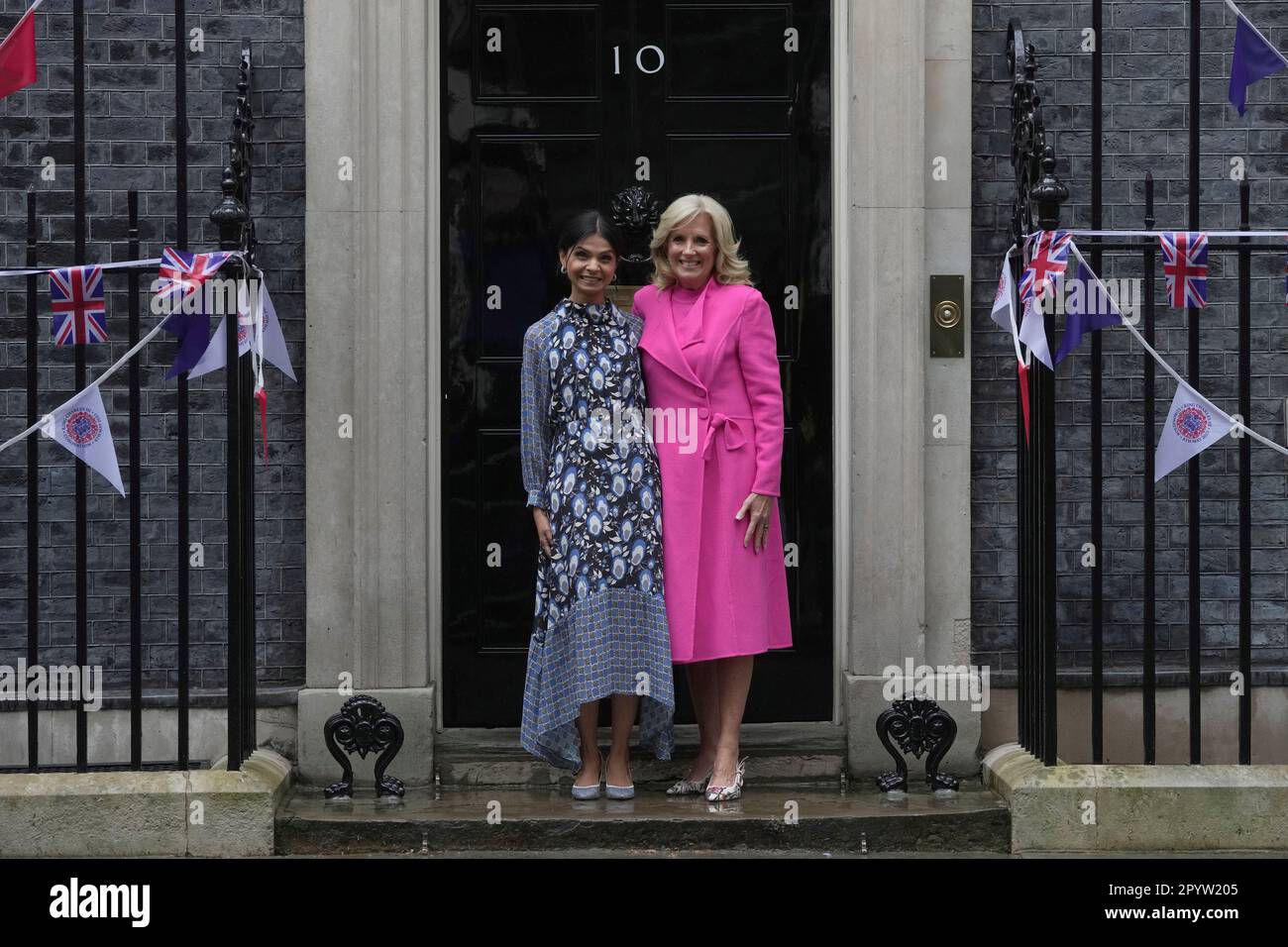 Akshata Murty wife of the British Prime Minister greets the US First ...