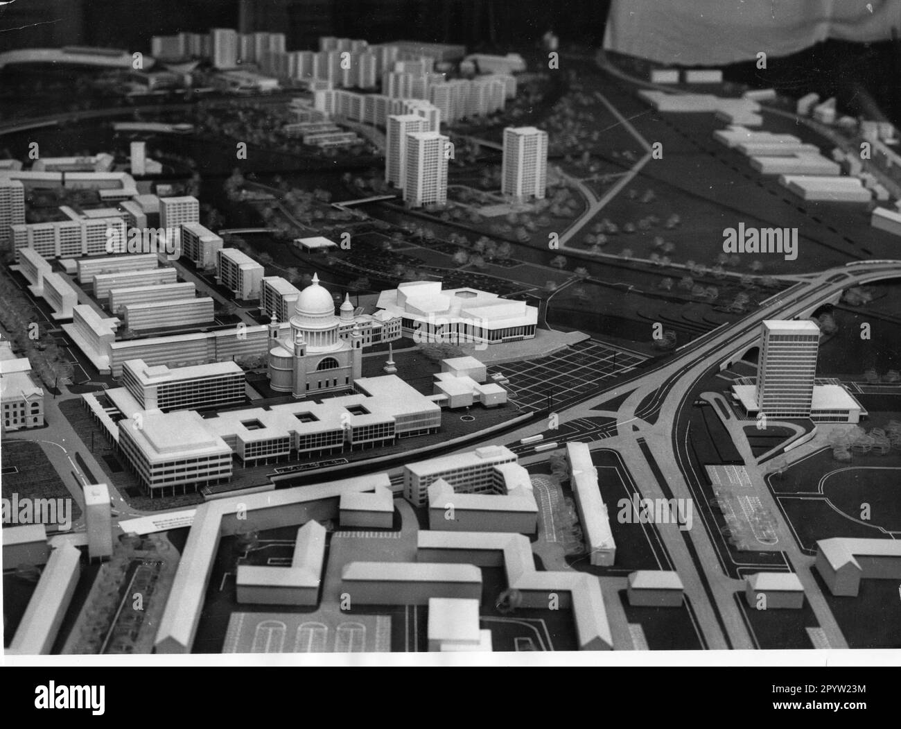 Design for the redesign of Potsdam's city center at the Alter Markt ...