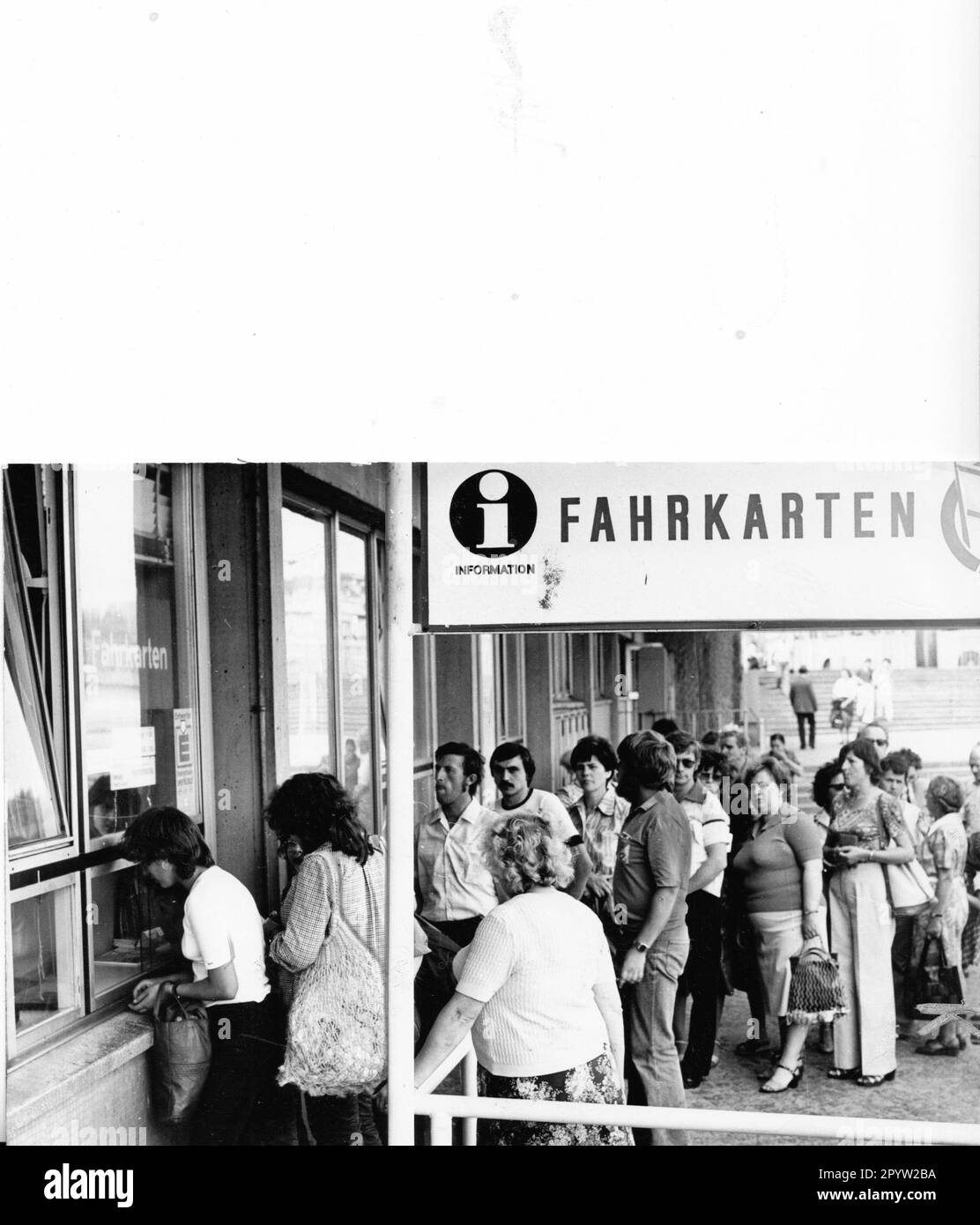 Potsdam White Fleet tourism traffic shipping harbor basin water nature ...