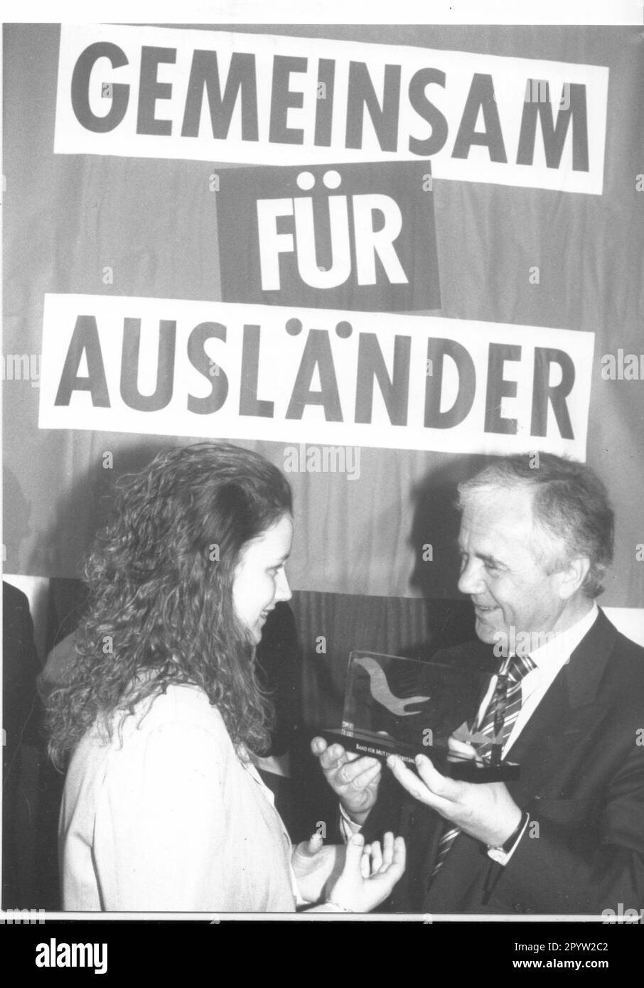 Potsdam Minister President Manfred Stolpe awarded high school student ...