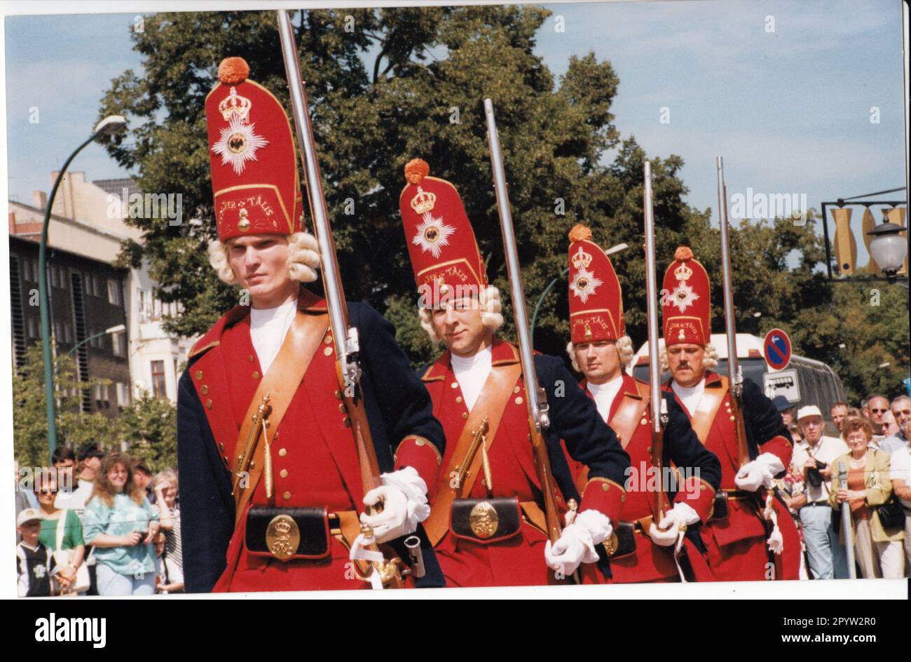 Potsdam 1000 years 1000-year celebration 1993 here Long guys soldiers ...