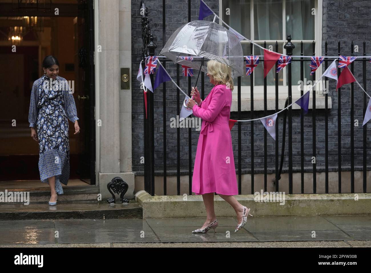 Akshata Murty wife of the British Prime Minister greets the US First ...