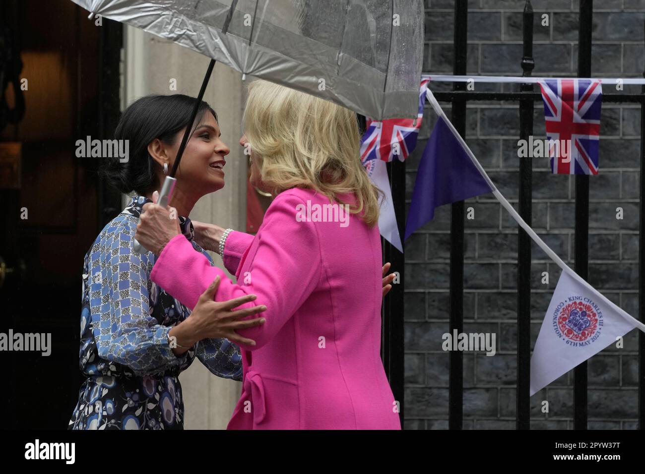 Akshata Murty wife of the British Prime Minister greets the US First ...