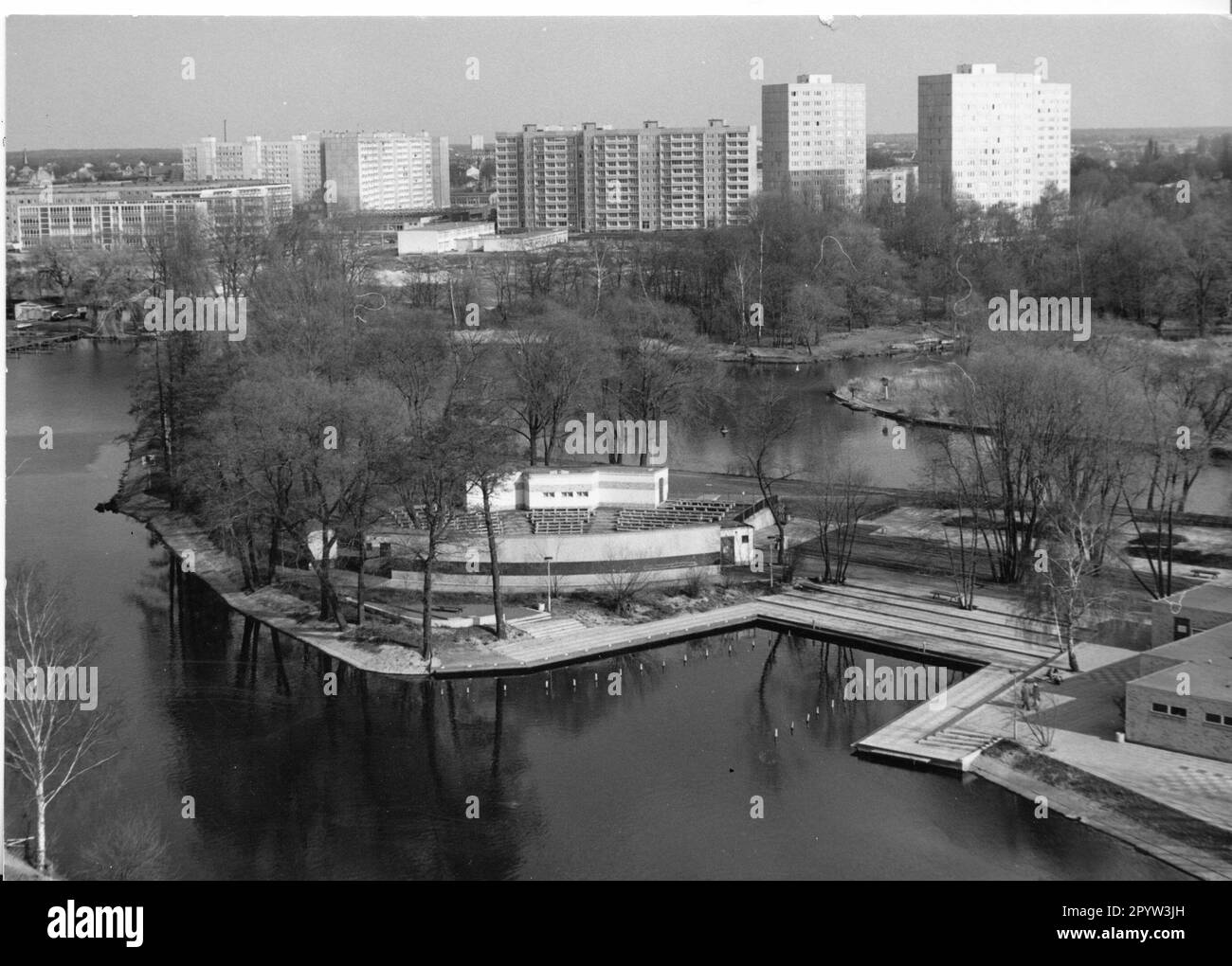 Potsdam: Friendship Island bird's-eye view, open-air cinema cinema new ...