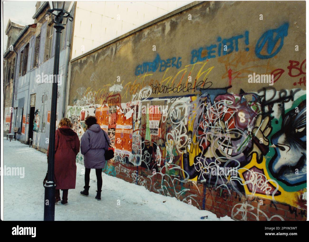 Potsdam Gutenbergstraße squatter scene graffitty graffiti 1993 Photo ...