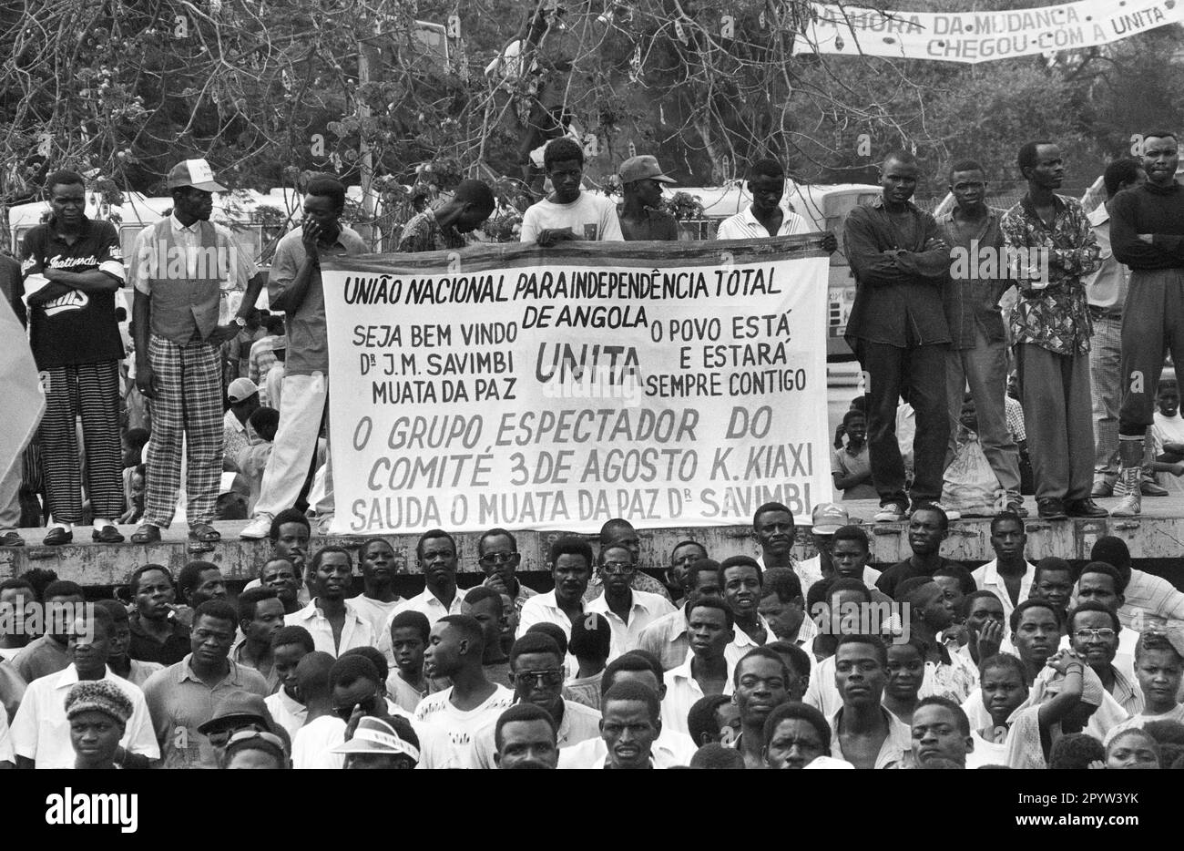 Angola, Luanda, 04/04/1992 Archive: 33-14-12 Election campaign of UNITA ...
