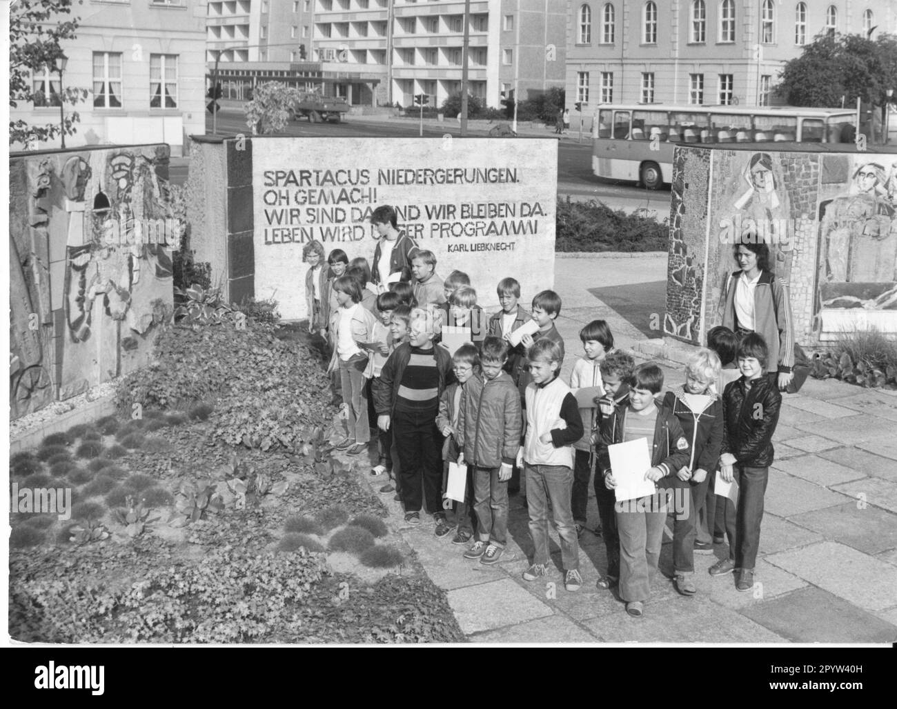 Potsdam Karl-Liebknecht-Forum Breite StraßeKlasse 3a der POS 37 ...