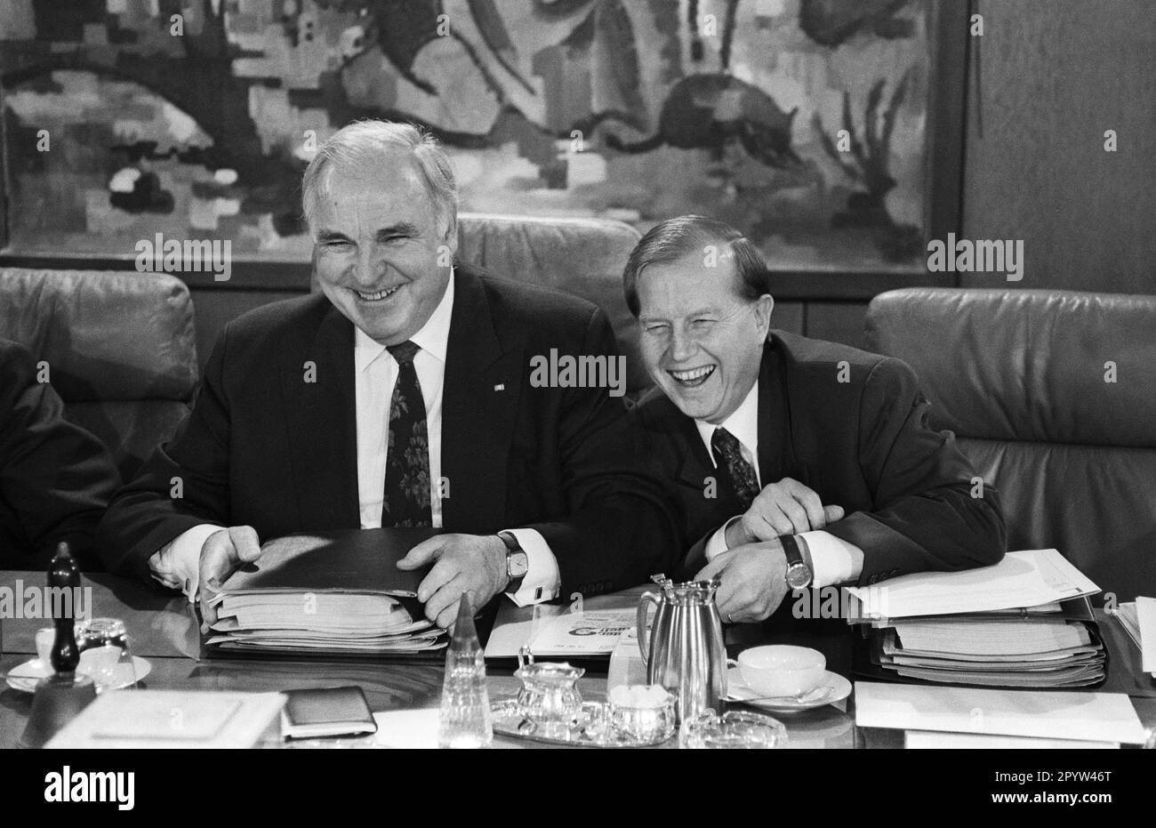 18 03 1992 Black and White Stock Photos & Images - Alamy