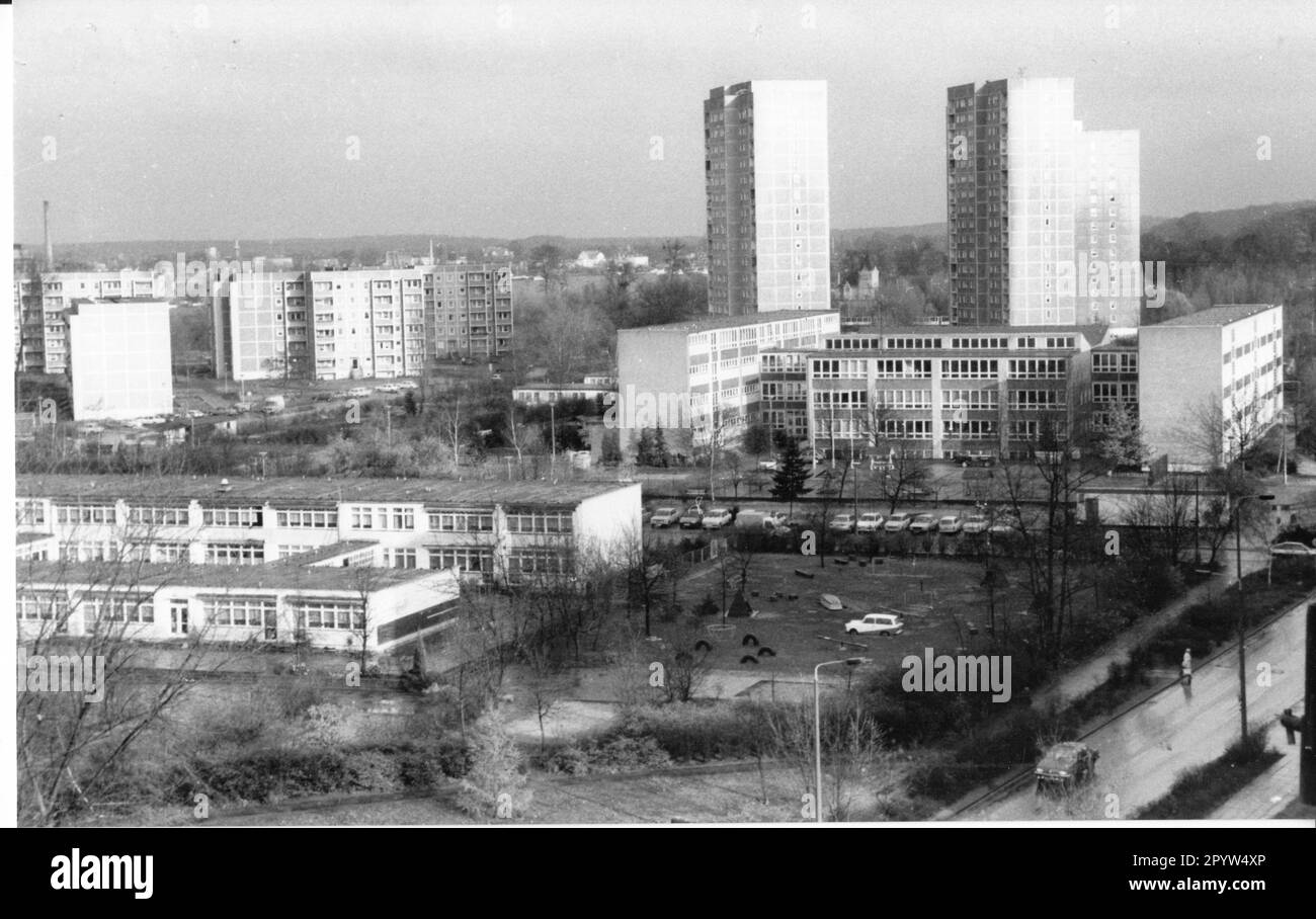 New residential area buildings Black and White Stock Photos & Images ...