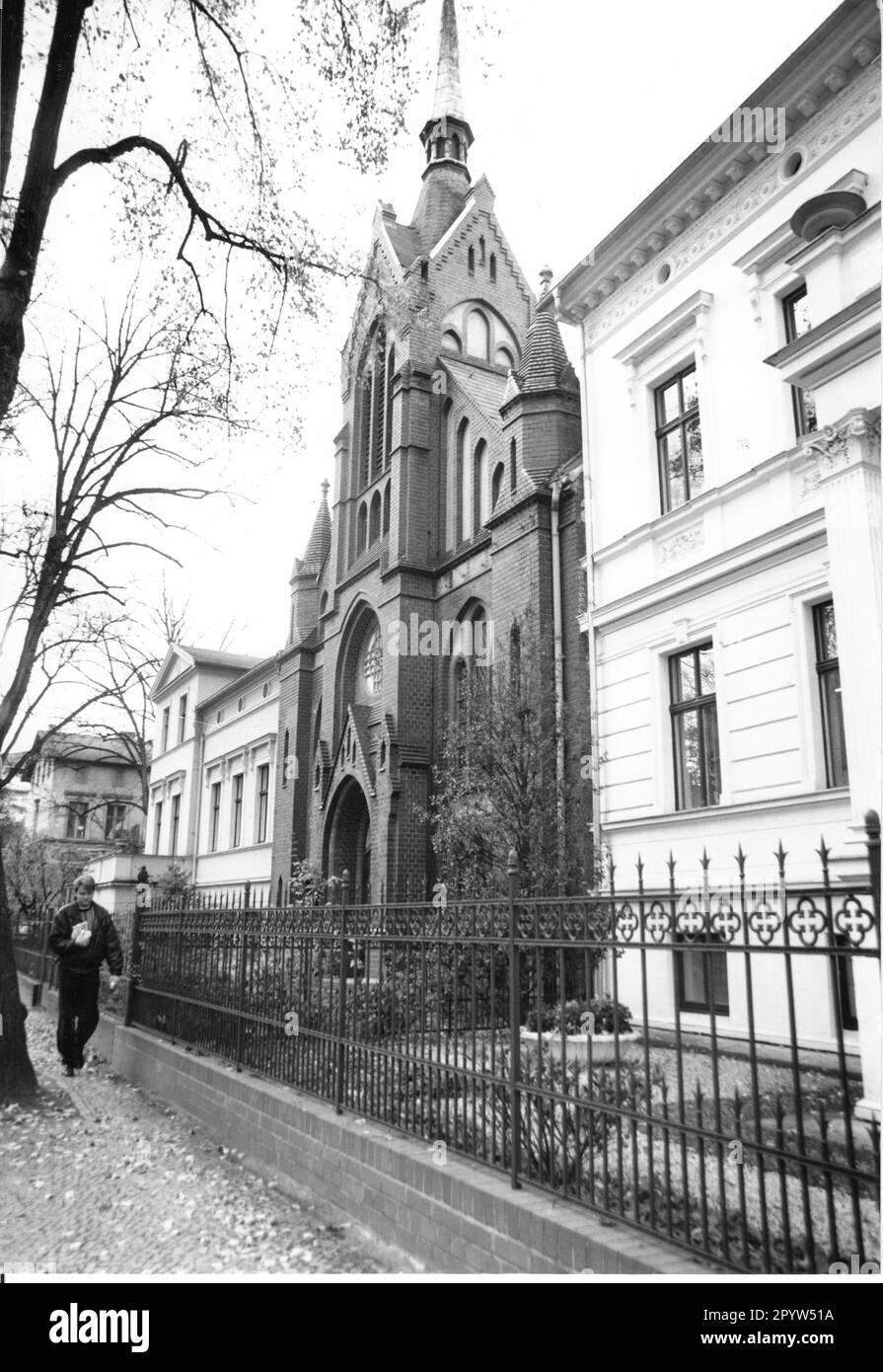 The Evangelical Lutheran Christ Church in Behlertstraße is fully ...