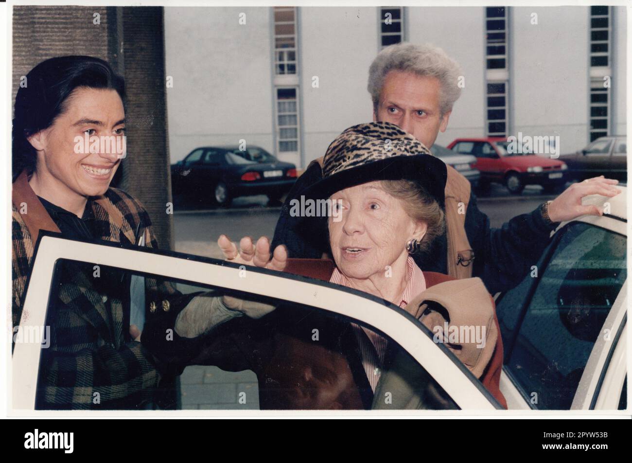 Inge Meysel plays Grandma Kunlick for the ORB Polizeiruf. Photo: MAZ ...