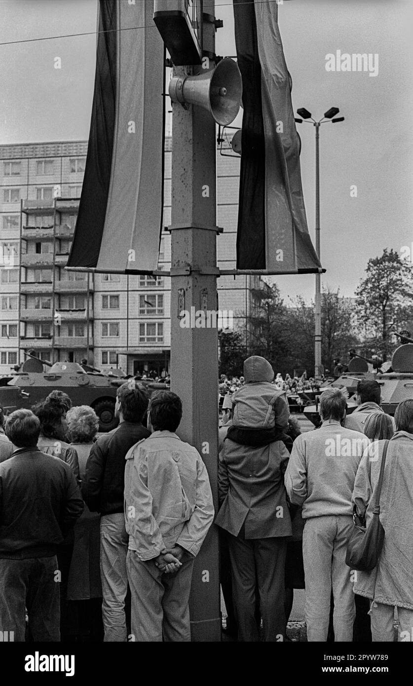 GDR, Berlin, 07.10.1988, military parade of the NVA for the 39th ...