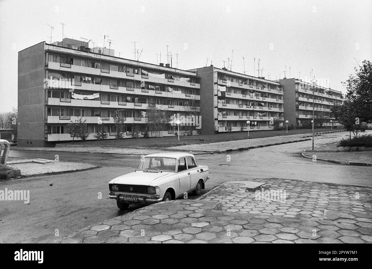 Bulgaria, Sofia, 11/13/1991. archive.: 30-01-06 Sofia, the capital of ...