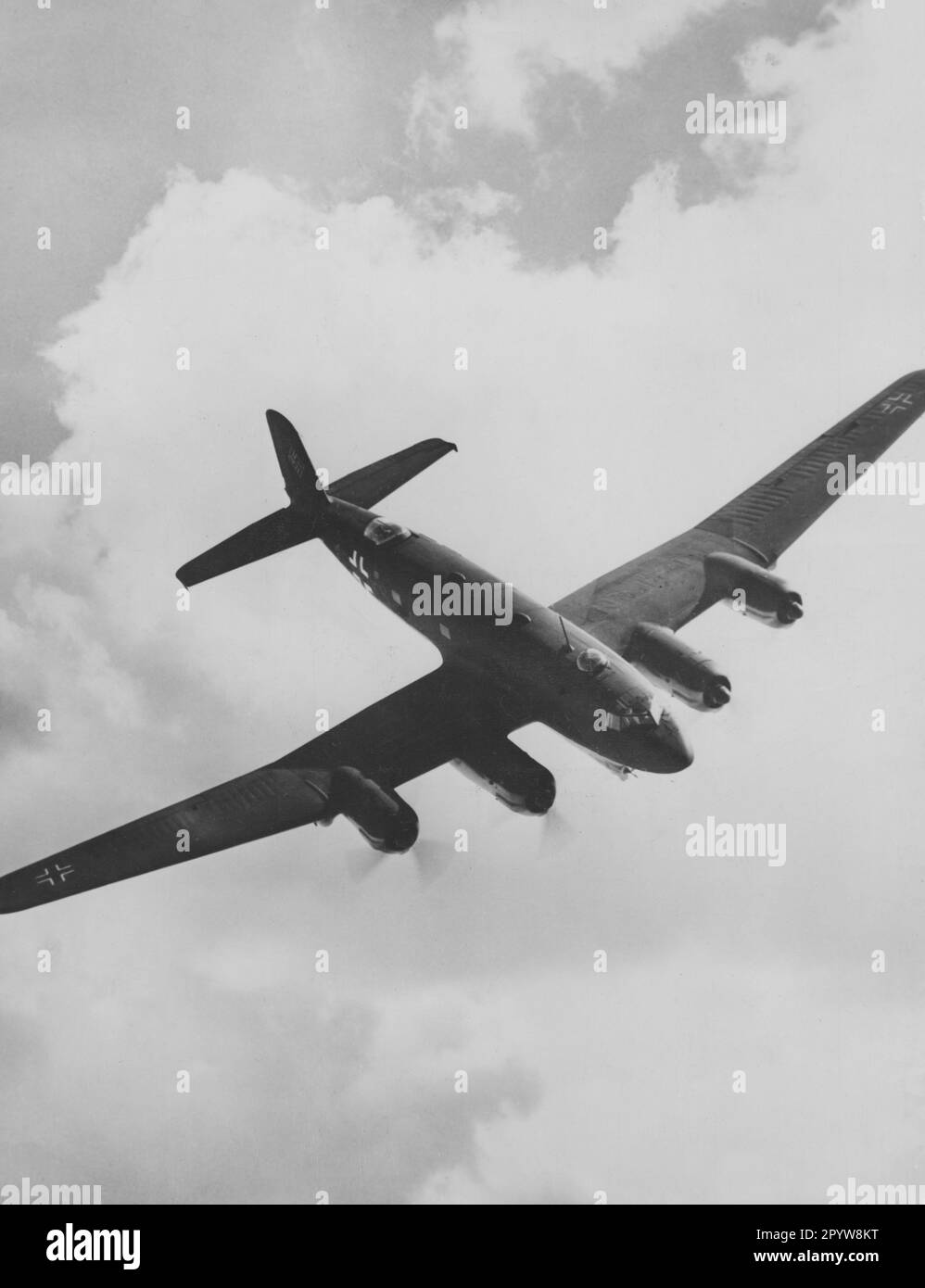 Focke Wulf Fw 200 Condor, German long-range reconnaissance and combat ...