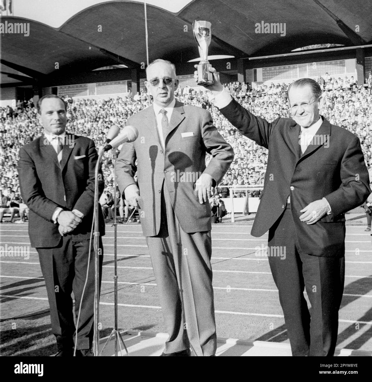 International match Germany - Scotland 2:2 /12.05.1964 in Hanover / On ...