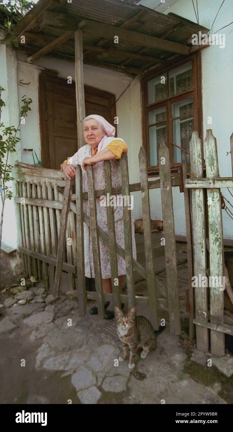 UA / Ukraine / 1998 Western Ukraine, city of Dubno: Former Eastern ...