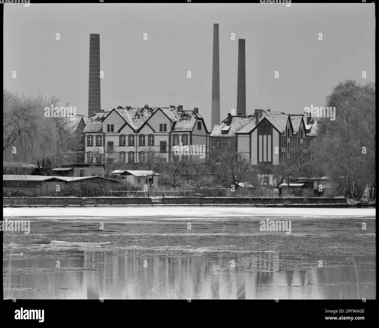 View over the icy Dahme river towards Wildau (Dahme-Spreewald district ...