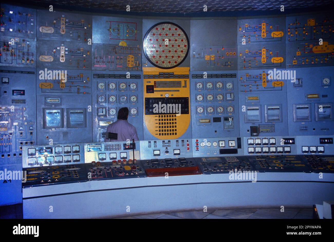 Bulgaria, Kozloduy, 13.11.1991 Kozloduy Nuclear Power Plant Photo ...