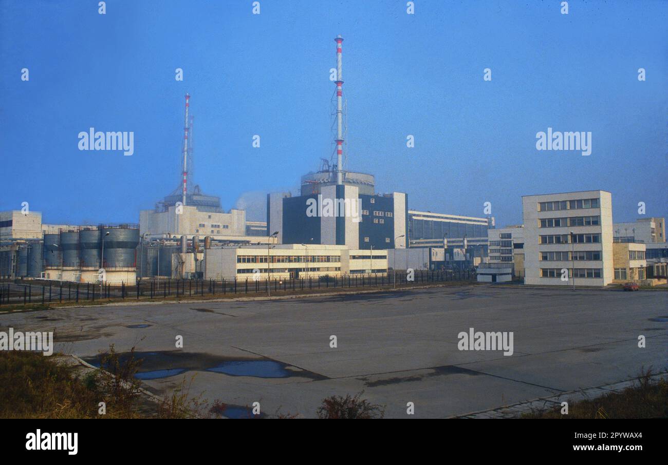 Bulgaria, Kozloduy, 13.11.1991 Kozloduy Nuclear Power Plant Photo: the ...