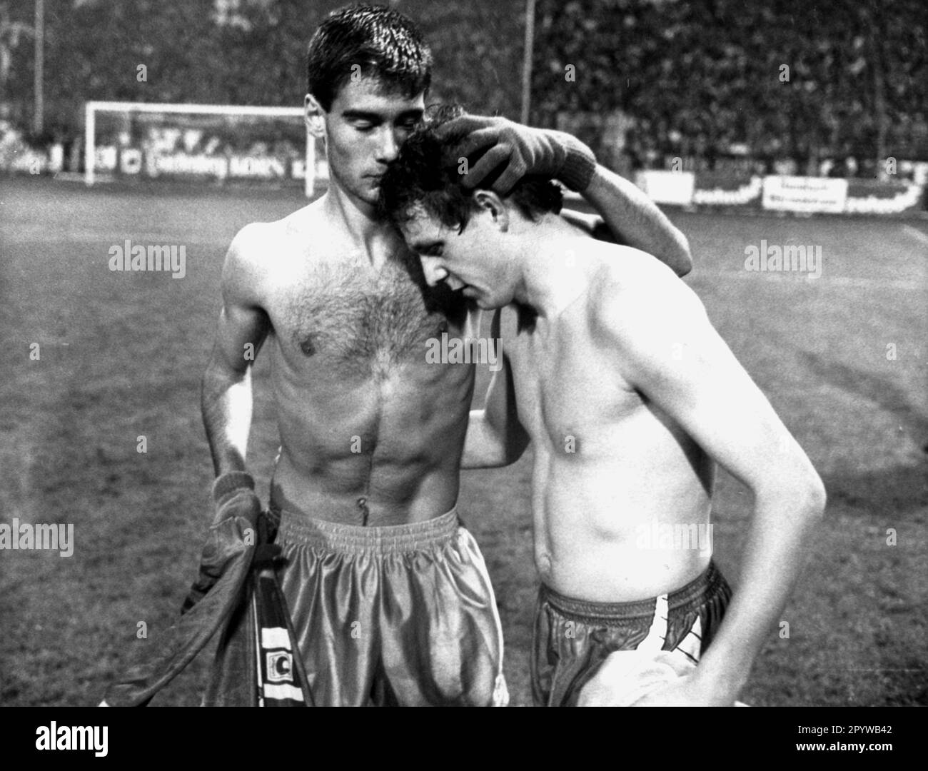 Pep guardiola fc barcelona Black and White Stock Photos & Images - Alamy Pep guardiola fc barcelona Black and White Stock Photos & Images - Alamy