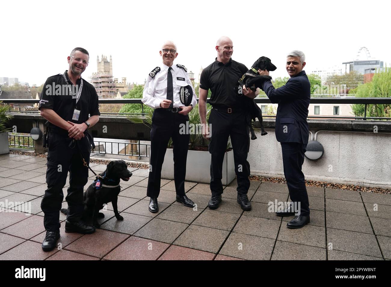 Mayor of London Sadiq Khan (right) and Metropolitan Police Commissioner ...