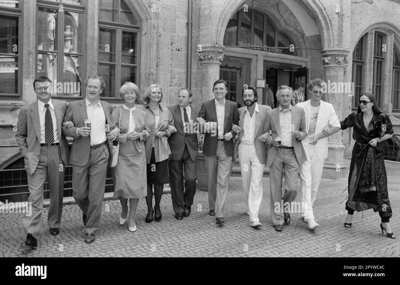 Team of the film Monaco Franze in front of the New City Hall in Munich ...