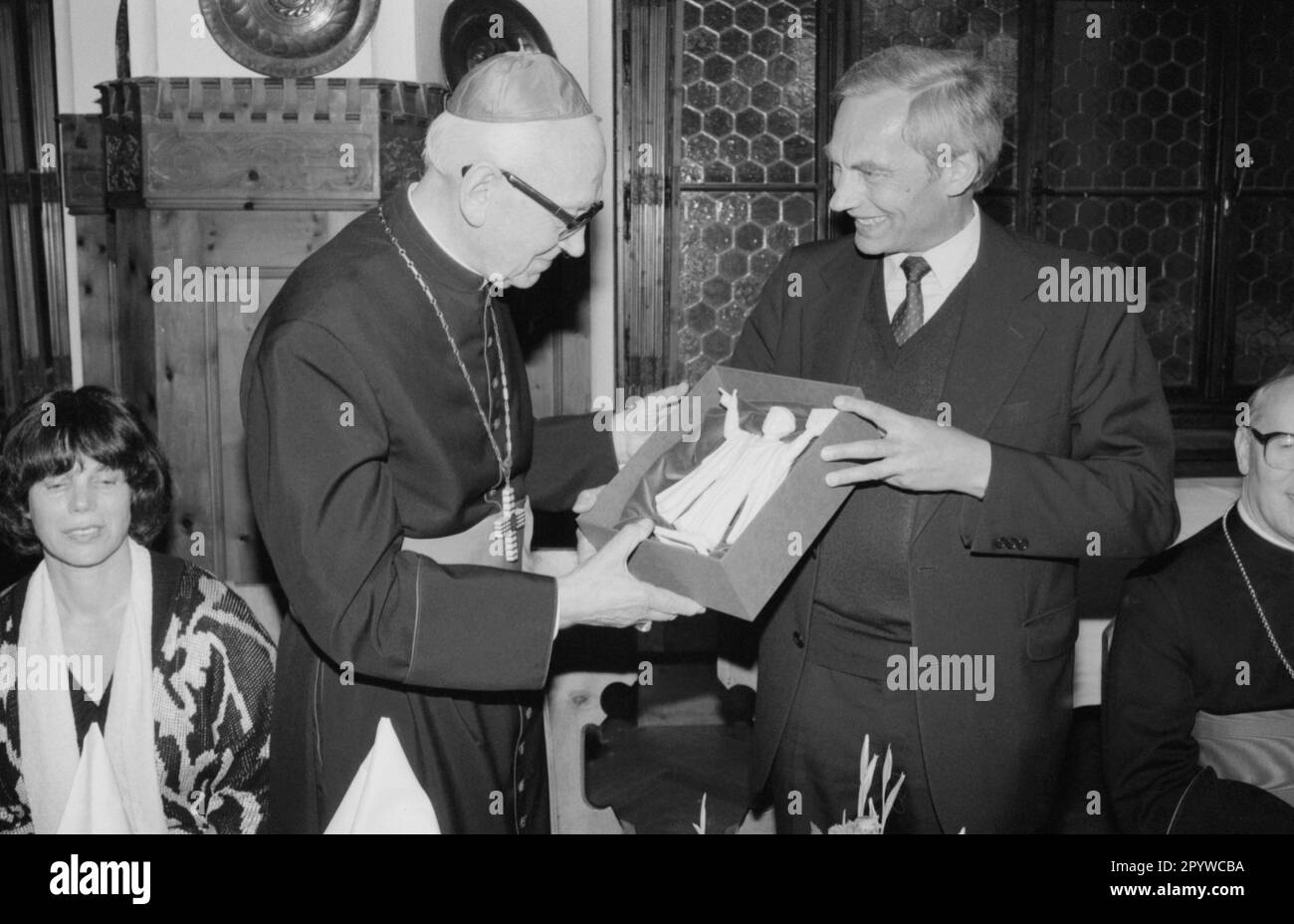Ernst Tewes and Georg Kronawitter. (from left) [automated translation ...