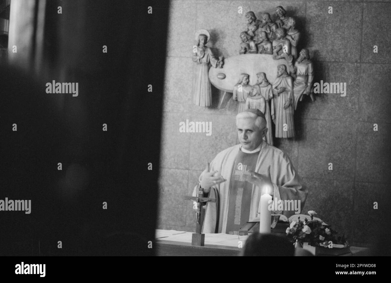 Joseoh Cardinal Ratzinger at a church service. [automated translation ...