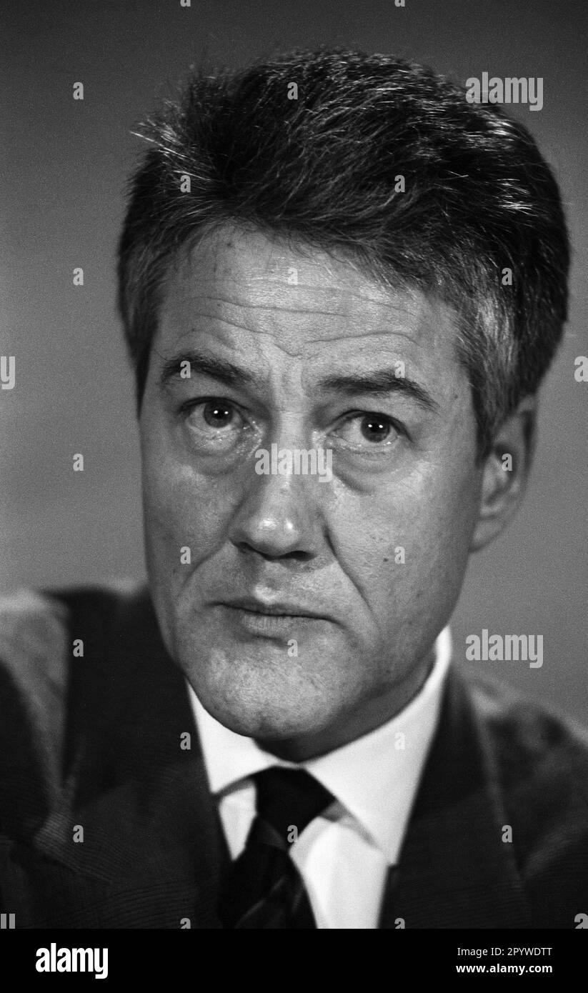 24 07 1990 hi-res stock photography and images - Alamy