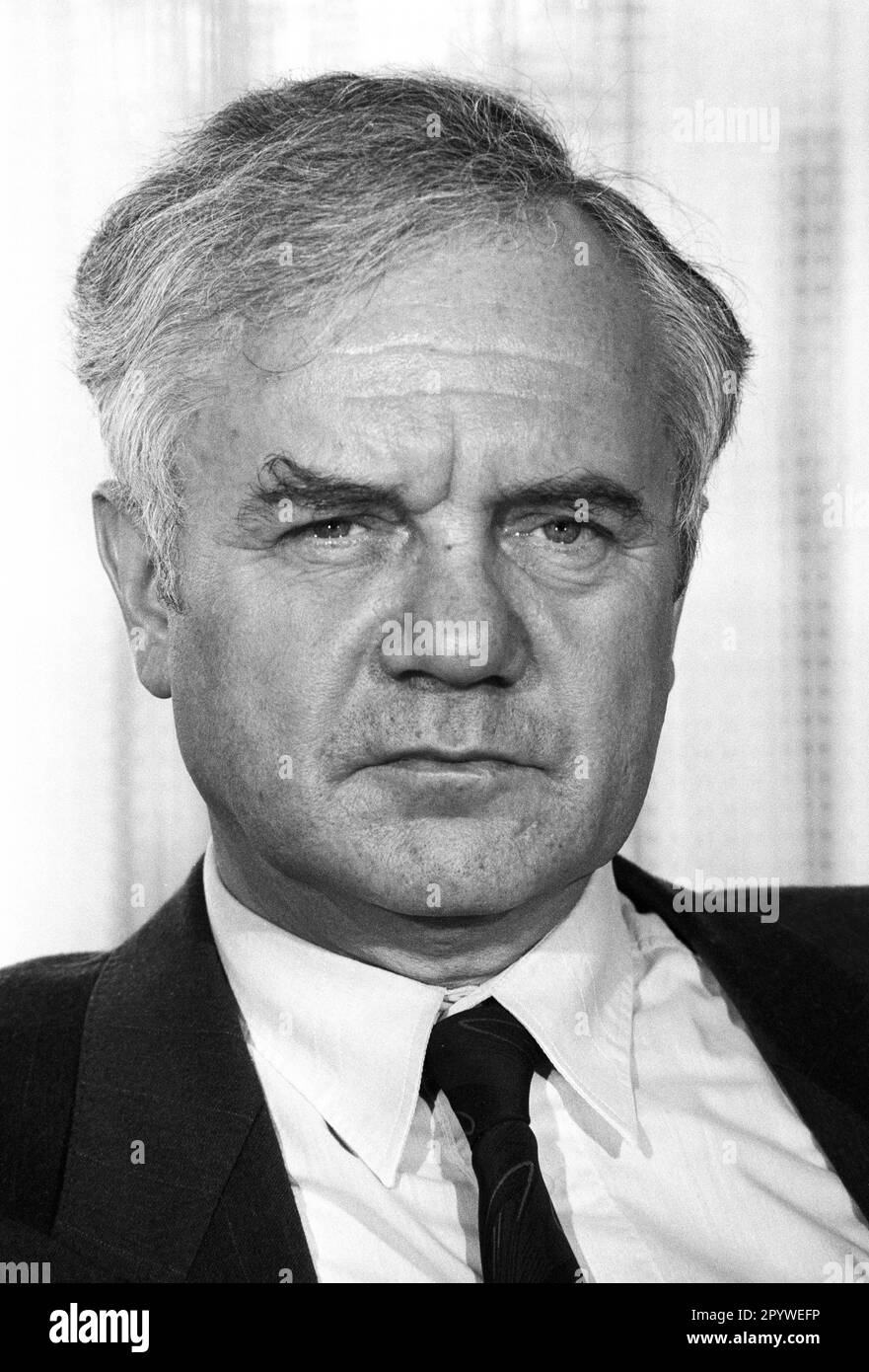 Spd high format hi-res stock photography and images - Alamy